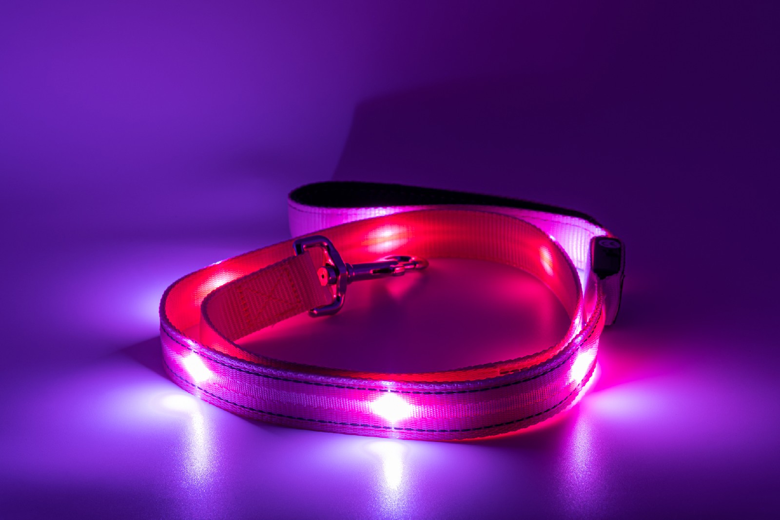 Limaya led svítící vodítko pro psy thin strip Pink | Limaya
